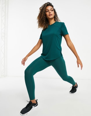ASOS 4505 – Logo-Set in Dunkelgrün | ASOS