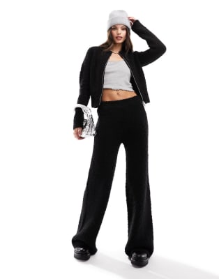 ASOS DESIGN - Ensemble en maille duveteuse avec gilet zippé et pantalon - Noir | ASOS