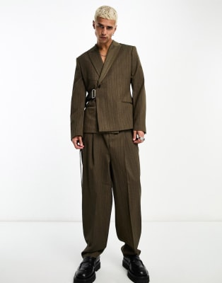 ASOS DESIGN - Gestreept pak met riemdetail | ASOS