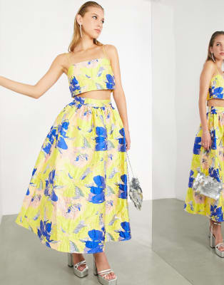 ASOS EDITION - Ensemble avec crop top et jupe mi-longue en jacquard à motif floral peint ...