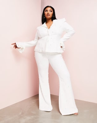 ASOS LUXE Curve - Costume de mariage avec blazer à perles et pantalon évasé - Blanc | ASOS