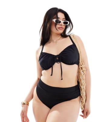 COLLUSION Plus - Co-ord set van bikinitopje met beugels en broekje in zwart | ASOS