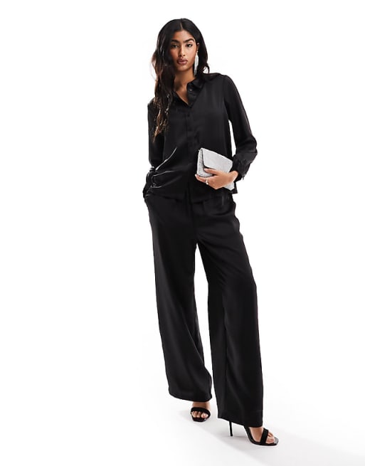Conjunto negro de satén de Only | ASOS Conjunto negro de satén de Only | ASOS