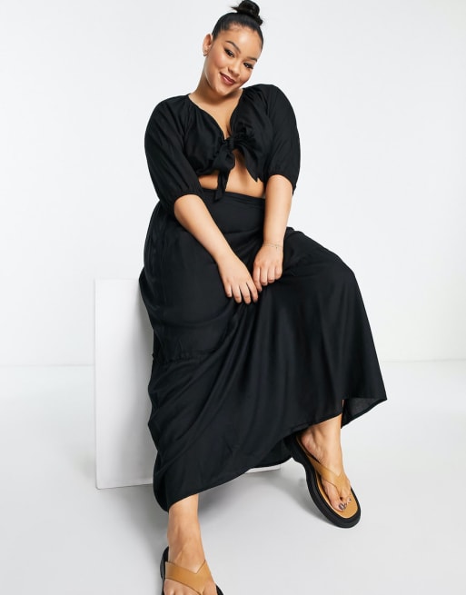 Esmee Plus Exclusive Tie Front Beach Top With Sleeve In Black Part Of