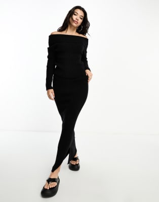 Kaiia - Ensemble en maille avec jupe mi-longue et pull à encolure bardot - Noir | ASOS