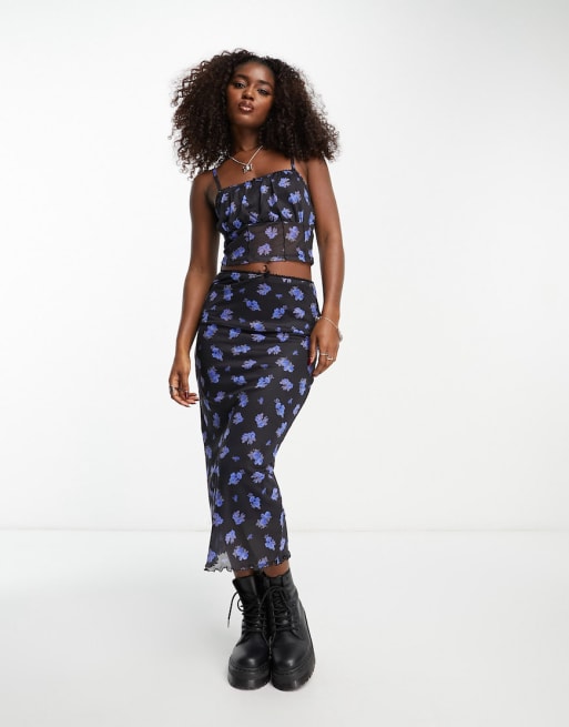 Noisy May Ensemble Avec Caraco Et Jupe Longue En Tulle Bleu Et Noir