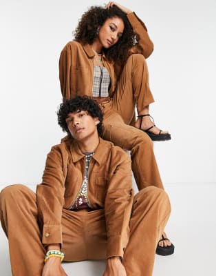 Reclaimed Vintage unisex cargo set in brown | ASOS