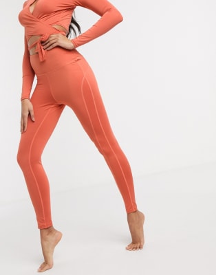 South Beach Yoga wrap top and leggings in red | ASOS