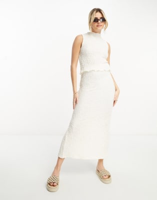 Stradivarius textured tank top and tube maxi skirt in ecru | ASOS