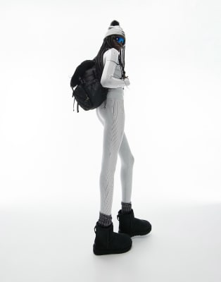 Topshop – Sno – Ski-Baselayer-Set in Weiß | ASOS