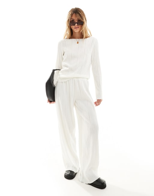 Vero Moda - Ensemble en jersey texturé avec pantalon ample et top à manches longues - Blanc | ASOS