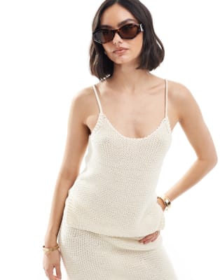 Vila - Ensemble en maille avec caraco et mini-jupe - Crème | ASOS