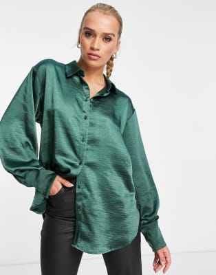 Y.A.S - Co-ord set van satijn met overhemd en broek in groen | ASOS