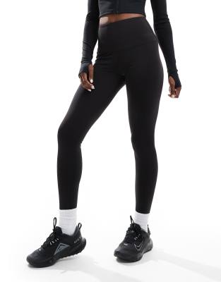 4505 Icon bum sculpt gym leggings in black | ASOS