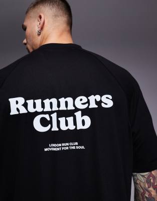 4505 - Run Club - T-shirt tecnica oversize ad asciugatura rapida nera ...