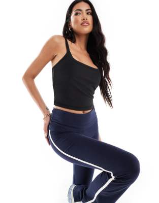 4505 soft touch strappy singlet with inner bra and strap adjusters in ...