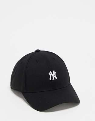 47 Brand MLB NY Yankees mini logo cap in black | ASOS