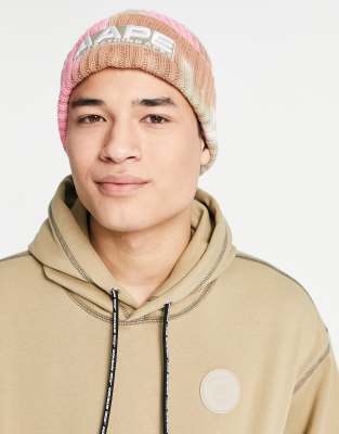 AAPE By A Bathing Ape - Bonnet côtelé - Beige teinté | ASOS