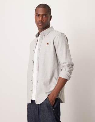 Abercrombie & Fitch – Grå, fiskbensmönstrad skjorta med klassisk logga | ASOS
