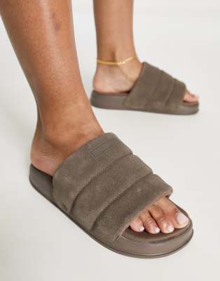 adidas Originals Adilette Essential slides in dark brown | ASOS