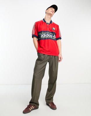 adidas Originals Bloke Pop retro football jersey in red - RED | ASOS