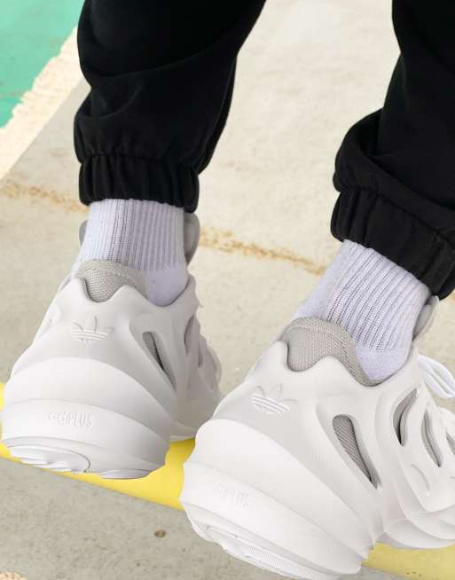 adidas Originals – Fom Quake – Sneaker in Weiß | ASOS