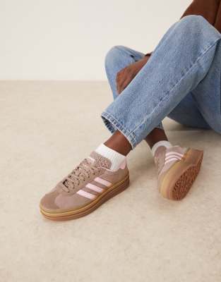 adidas Originals – Gazelle Bold – Bruna och rosa sneakers | ASOS