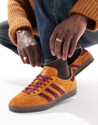 adidas Originals - Gazelle Indoor - Brune sneakers | ASOS