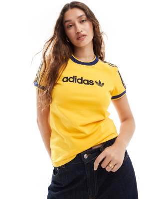 adidas Originals – Orange och marinblå t-shirt med logga | ASOS