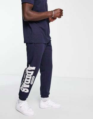 adidas Originals - 'Preppy Varsity' - Oversized joggingbroek met groot ...