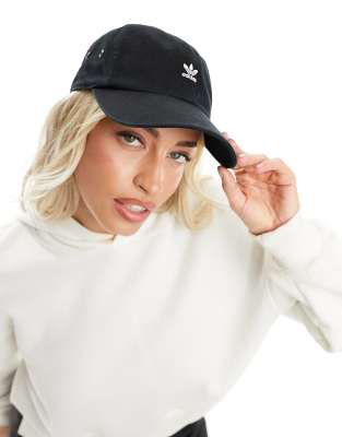 adidas Originals relaxed mini logo cap in black | ASOS