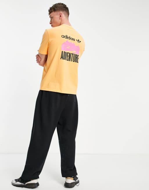 Adidas Originals T Shirt In Orange Mit „adventure“ Rückenprint Asos