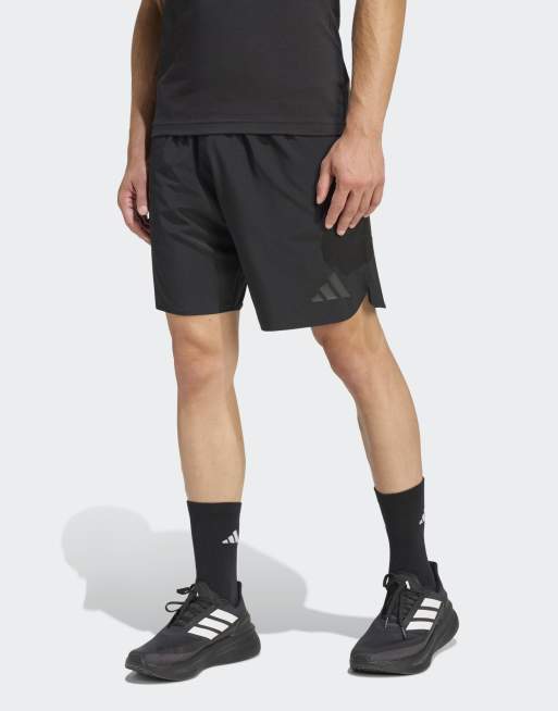 adidas Performance – Tiro Travel – Shorts aus Webstoff in Schwarz ...