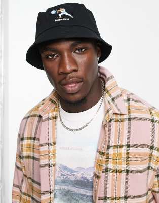 ASOS DESIGN 90's Retro Street Fighter Ryu bucket hat in black with ...