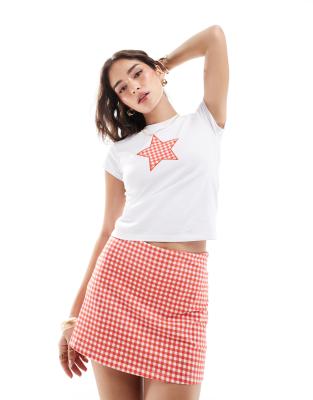 ASOS DESIGN baby tee with gingham star applique in white | ASOS