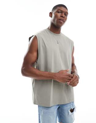 ASOS DESIGN – Basic-Tanktop in Khaki mit Oversize-Schnitt | ASOS