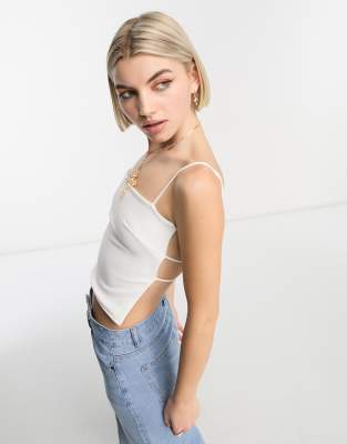 ASOS DESIGN – Camisole-Oberteil mit Rückenausschnitt und eckigem ...