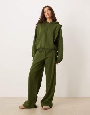 ASOS DESIGN Circular Design Collection set in dark olive | ASOS