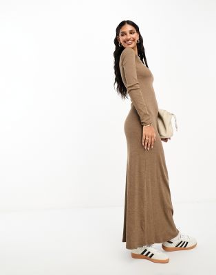 ASOS DESIGN column ribbed maxi dress with crew neck in brown | ASOS