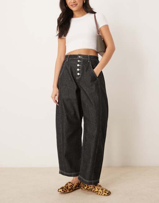 ASOS DESIGN cropped barrel leg jean with side panel in black | ASOS
