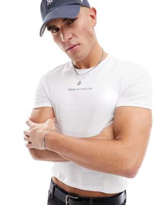 ASOS DESIGN cropped muscle t-shirt in white with text chest print | ASOS