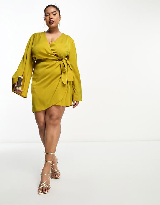 ASOS DESIGN Curve Exclusive – Złota satynowa sukienka kopertowa mini z ... ASOS DESIGN Curve Exclusive – Złota satynowa sukienka kopertowa mini z ...
