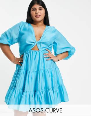 ASOS DESIGN Curve - Robe courte en voile à volants étagés torsadée devant | ASOS