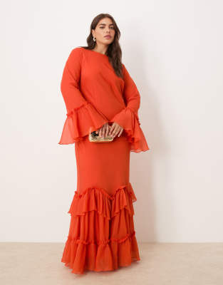 ASOS DESIGN Curve - Robe longue à volants et manches longues en mousseline - Rouge | ASOS