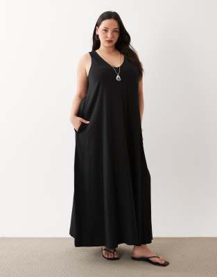 ASOS DESIGN Curve - Robe longue coupe trapèze - Noir | Votre wishlist ...