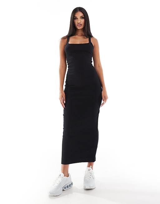 ASOS DESIGN – Czarna prążkowana sukienka midaxi na ramiączkach z ... ASOS DESIGN – Czarna prążkowana sukienka midaxi na ramiączkach z ...