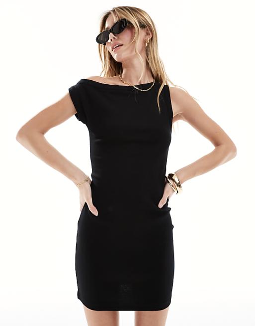 ASOS DESIGN – Czarna prążkowana sukienka mini z opadającym ramieniem | ASOS ASOS DESIGN – Czarna prążkowana sukienka mini z opadającym ramieniem | ASOS