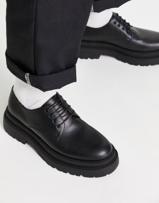 ASOS DESIGN – Derby-Schuhe aus schwarzem Kunstleder mit dicker Sohle | ASOS