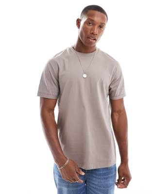 ASOS DESIGN essential crew neck t-shirt with roll sleeve in brown | ASOS