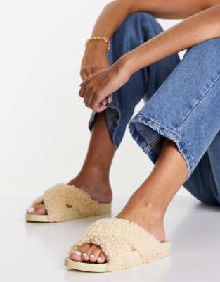 ASOS DESIGN Fiona borg sliders in cream | ASOS